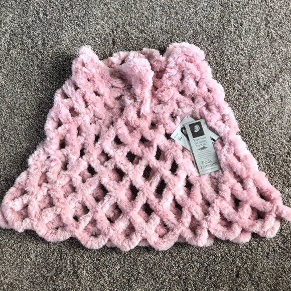 Paula Lishman | Sweaters | Paula Lishman Sheared Beaver Fur Tube Shawl ...